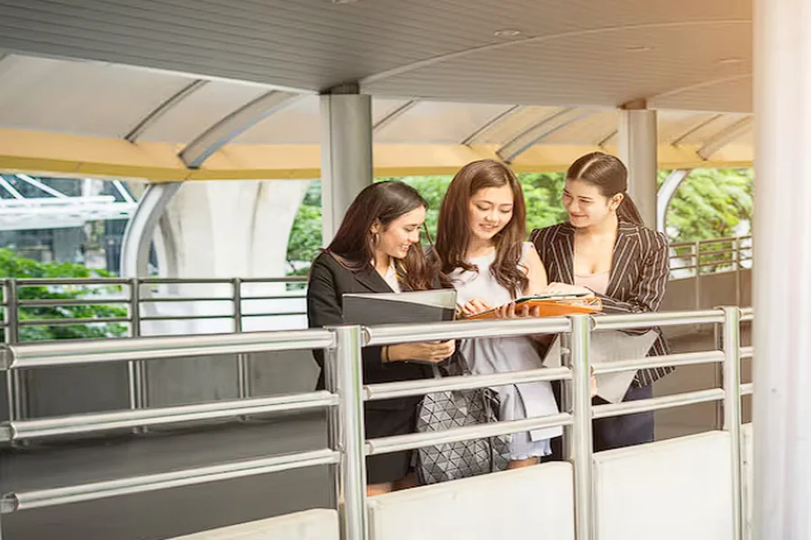 Excellence in Education: Discover Singapore International School's ...